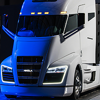 Первый тягач на альтенативной энергии Nikola One